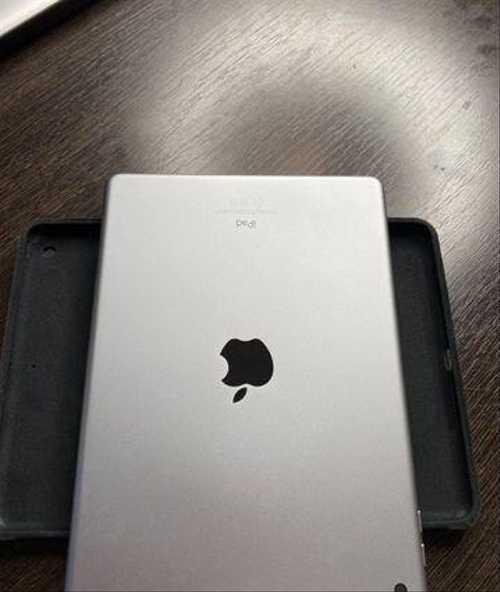 iPad (6 th Generation) Wi-Fi