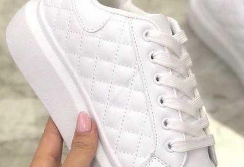 Новые Кеды женские белые кроссовки сникерсы
