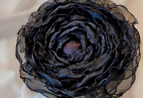 Брошь-цветок из вуали, черная