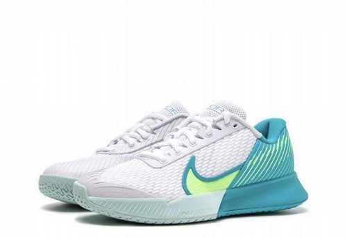 Теннисные кроссовки Nike женские