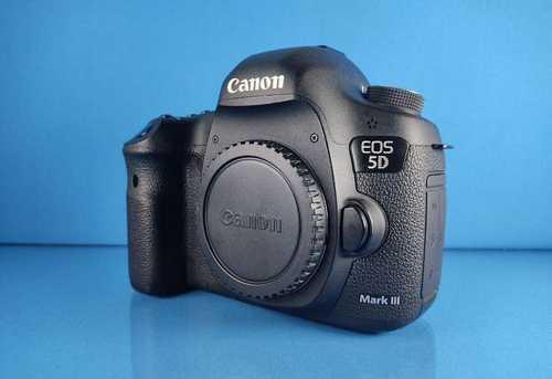 Фотоаппарат Canon EOS 5D Mark III 17537 кадров