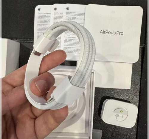 Оригинальные Apple AirPods Pro 2 (2 поколение)