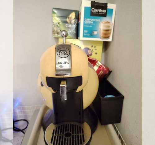 Капсульная кофемашина dolce gusto