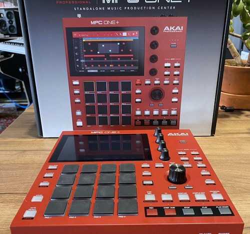 Akai Professional MPC One +