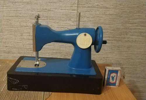 Игрушка швейная машинка дшм1в СССР нерабочая