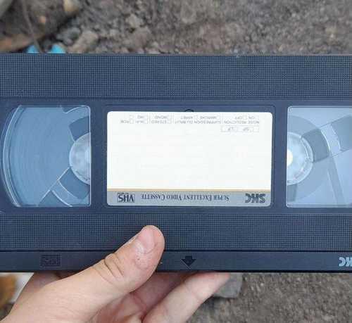 Пустая видеокасета