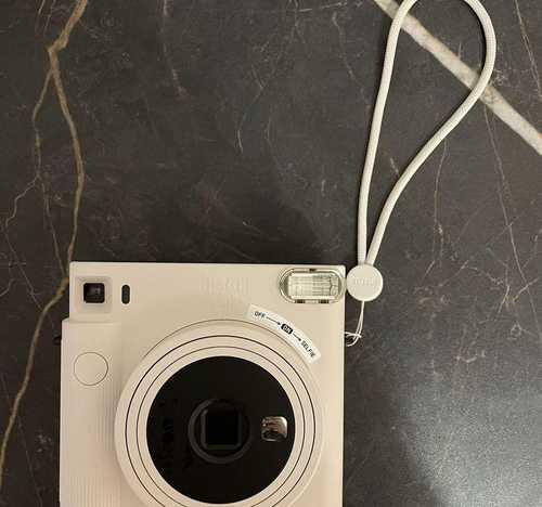 Фотоаппарат polaroid instax Q1