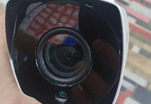 Камера AHD с вариофокальным объективом 2.8-12 мм