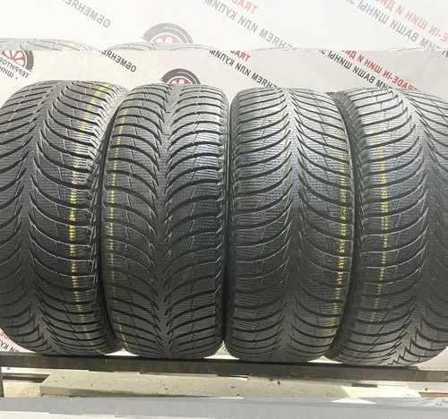 Goodyear UltraGrip Ice  215/65 R16 94M