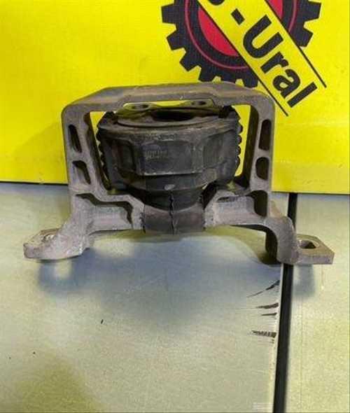 Опора двигателя правая Ford Focus хэтчбек 1.6 iqdb