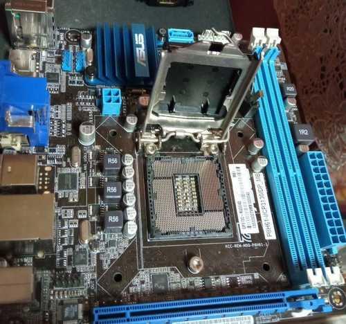 Материнская плата lga 1155 стратует но без изо