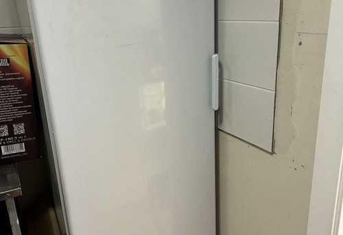 Холодильник indesit (морозильная камера )