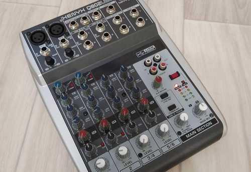 Behringer xenyx Q802usb Микшерный пульт