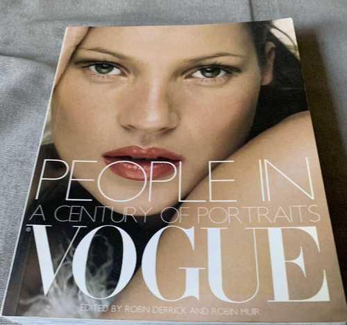 Книга "People in Vogue"