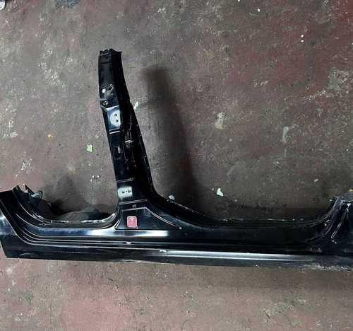 Стойка с порогом правая Citroen C4 2011 хэтчбек