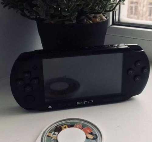 Sony psp e 1008