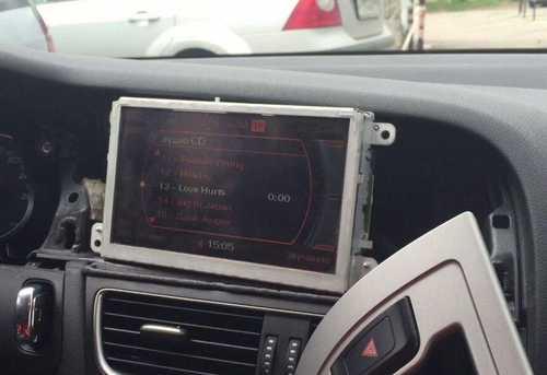 Дисплей мультимедии Audi A4 B8