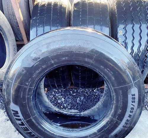 Michelin X multi HL Z 385/65