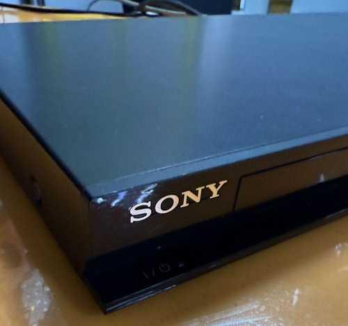 Blu-ray плеер Sony BDP-S370