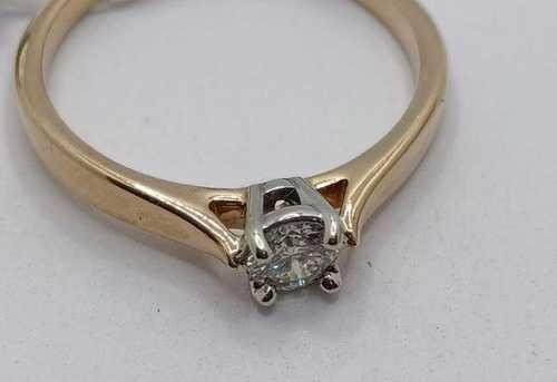 Золотое кольцо с бриллиантом(45000)