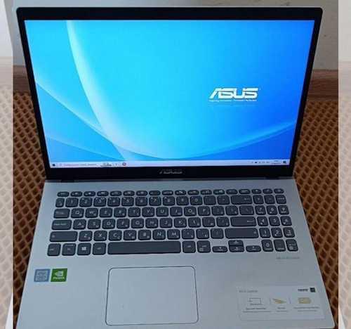 Игровой Asus i3 8145u/8gb ddr4/mx 250 2gb/SSD 500g