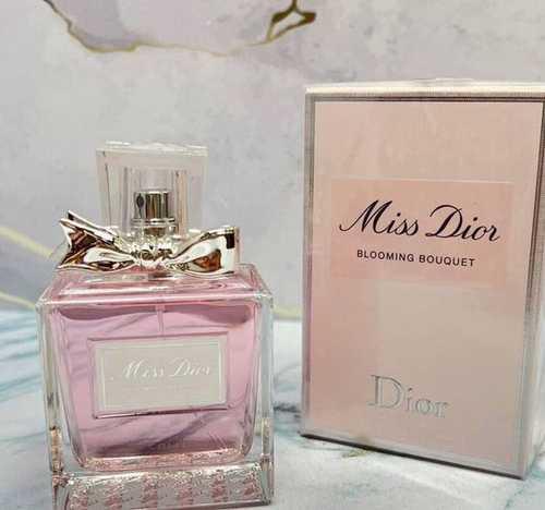 Парфюм Miss Dior Blooming Bouquet