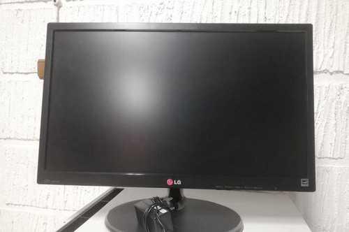 Монитор LG 22EN43V-BA hdmi уши