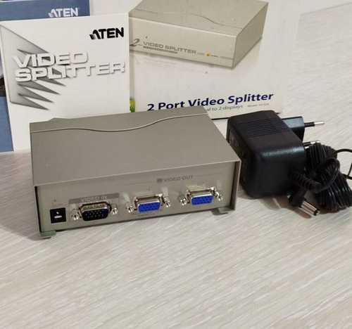 Сплиттер (разветвитель) VGA сигнала Aten VS-92A