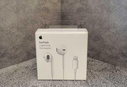 Проводные наушники Apple EarPods Lightning