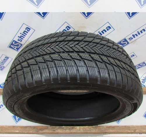 Bridgestone Blizzak LM-001 285/45 R21 113V