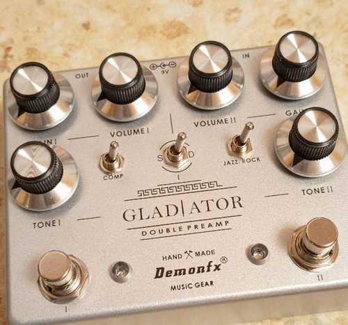 Гитарная педаль эффектов Preamp DemonFX Gladiator