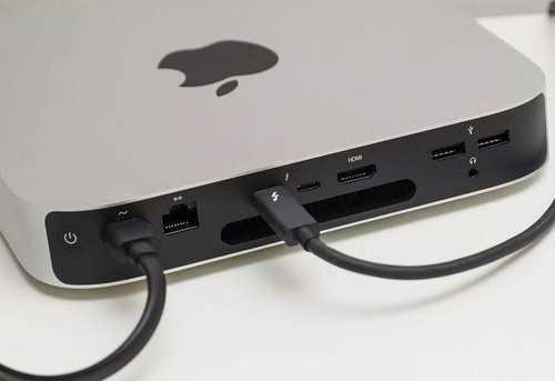 Apple Mac mini 2020 M1 8 Gb 250 Gb на гарантии
