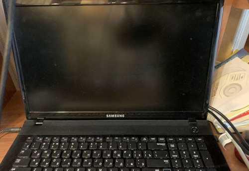 Ноутбук samsung NP300E7A-A02RU 2012 год выпуска