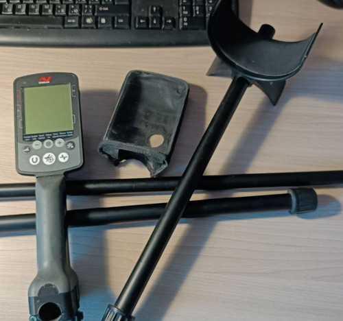 Металлоискатель minelab 600 бу