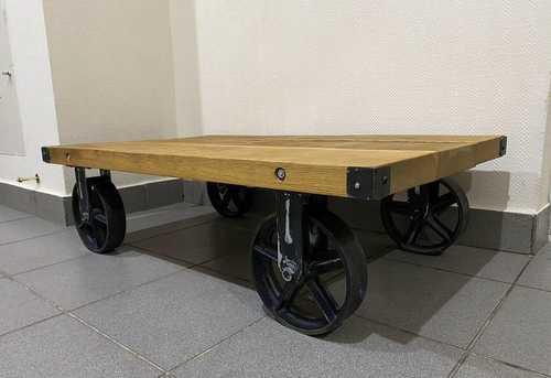 Кофейный/чайный столик на колесах в стиле loft