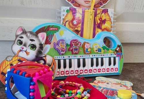 Развивающие игрушки