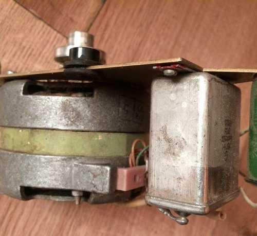 Двигатель от бабинного магнитофона кд-6-4