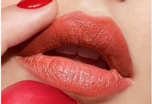 Dior помада для губ Rouge Ultra Care Lipstick
