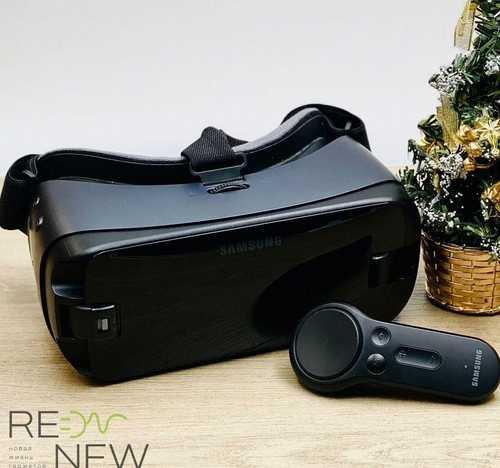 Очки виртуальной реальности Samsung Gear VR