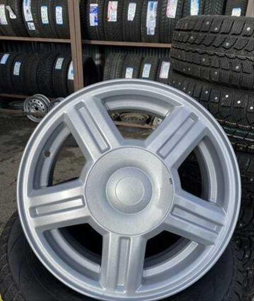 R14 4/98 Кик торусы сильвер новые литые диски
