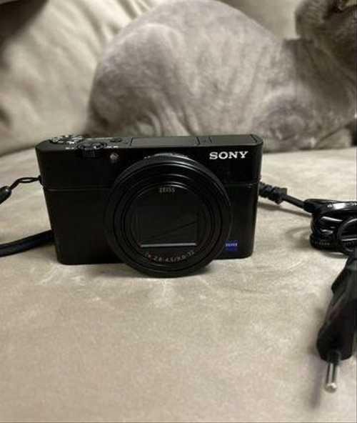 Компактный фотоаппарат sony