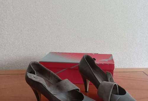 Туфли женские, кожаные, 37 размер Италия