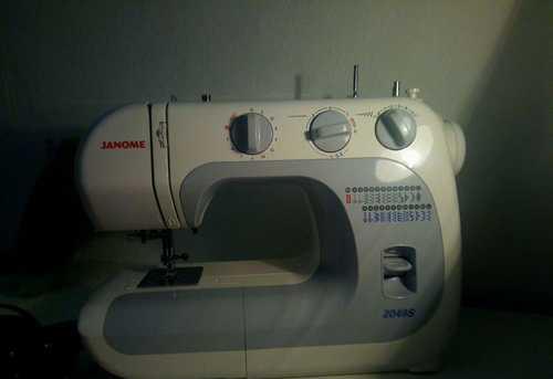 Janome 2049S машинка швейная