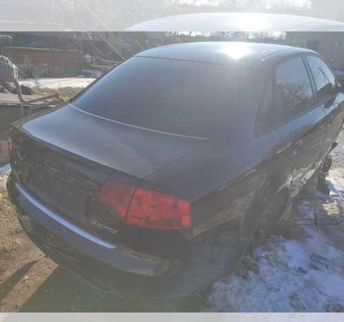 Четверть задняя правая Audi a4b7