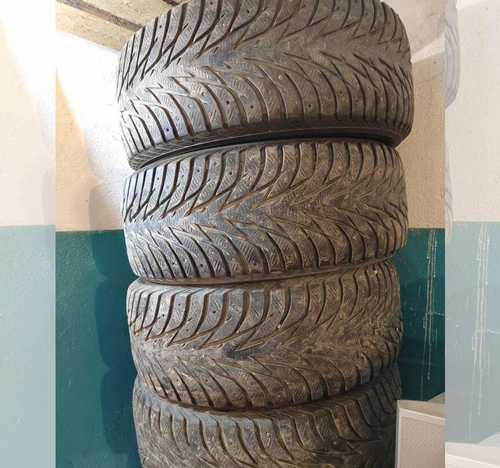 Yokohama IceGuard Stud IG65 255/55 R18