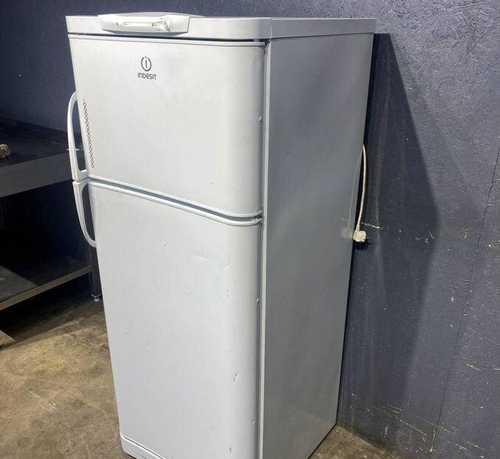 Холодильник Indesit R27G 015