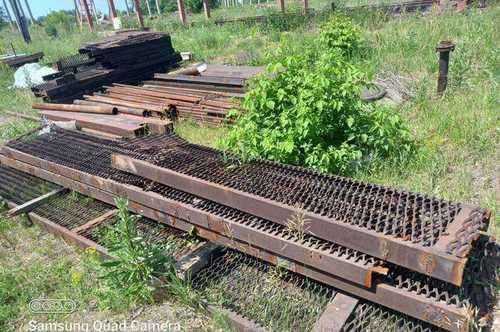 Металический Лестничный марш бу