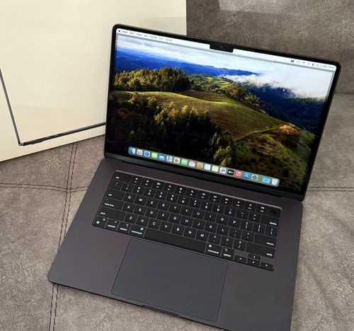 MacBook Air 15 M3 8/256gb 23 цикла