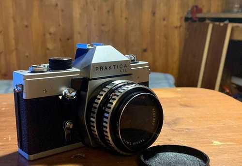 Два фотоаппарата zenit E, praktica LTL