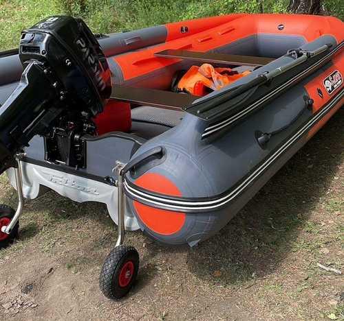 Лодка надувная Reef Тритон 370 Fi S-Max с мотором